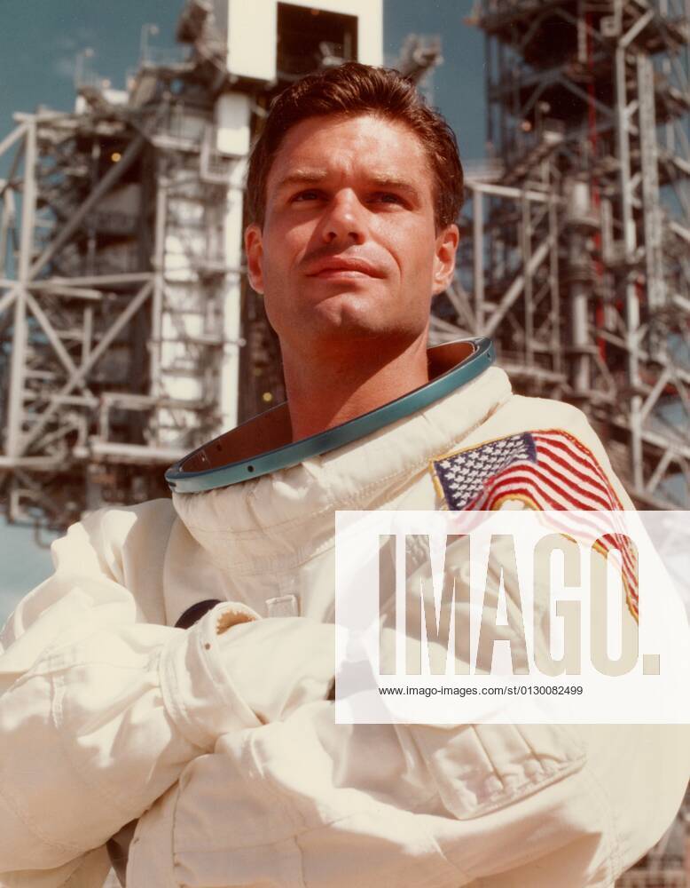 SPACE, Harry Hamlin, aired April 1985. ?CBS courtesy Everett Collection ...