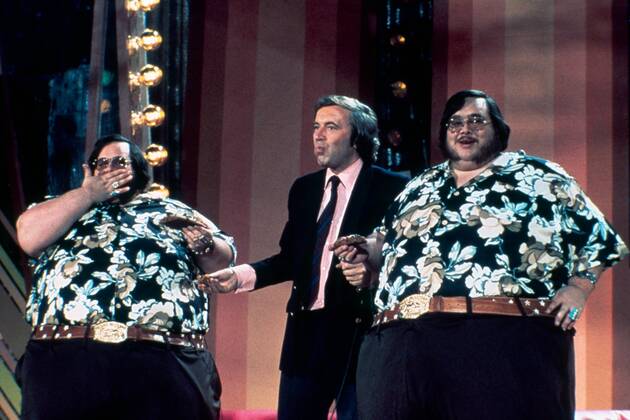 DAVID FROST PRESENTS THE GUINNESS BOOK OF WORLD RECORDS, David Frost ...