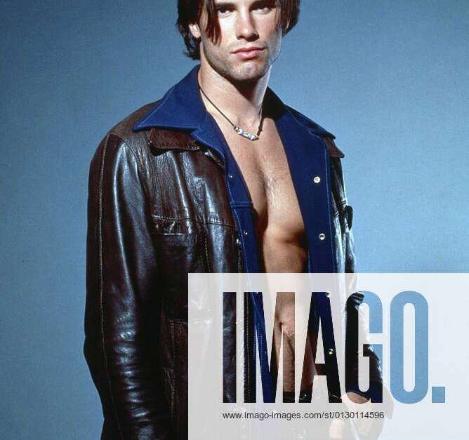 DAYS OF OUR LIVES, Austin Peck, (1990s), 1965- . ph: Paul Drinkwater ...