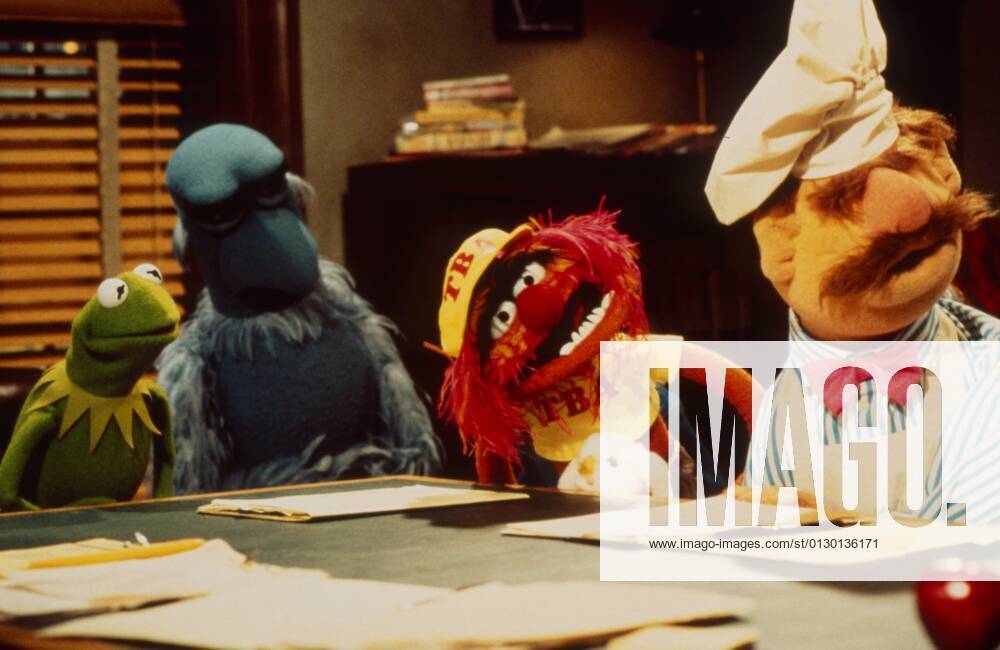 MUPPETS TONIGHT, from left: Kermit the Frog, Sam the Eagle, Animal, the ...