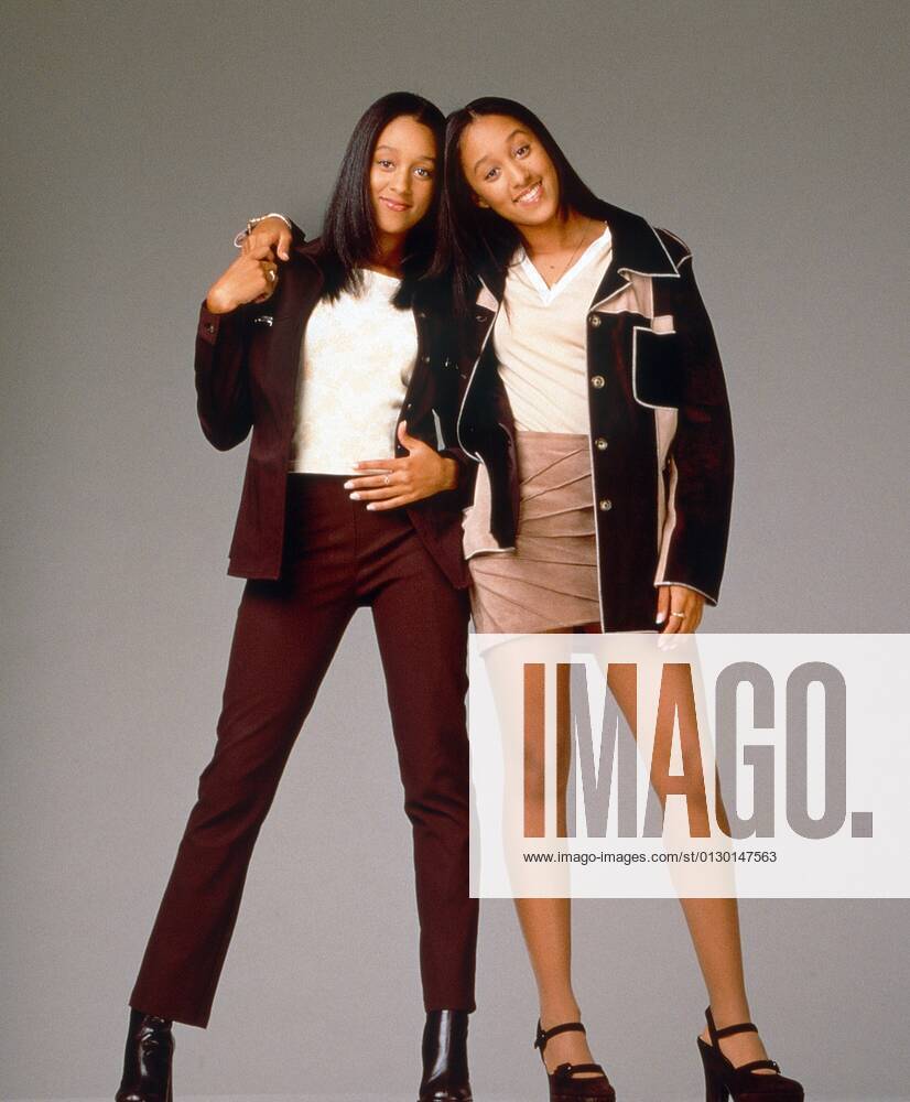 SISTER, SISTER, Tamera Mowry, Tia Mowry, 1994-99. ph: E.J. Camp ...