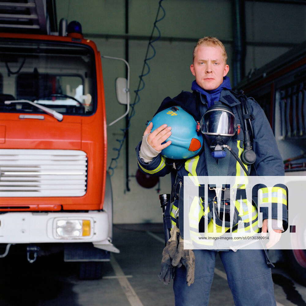 Fireman fully kitted out RF