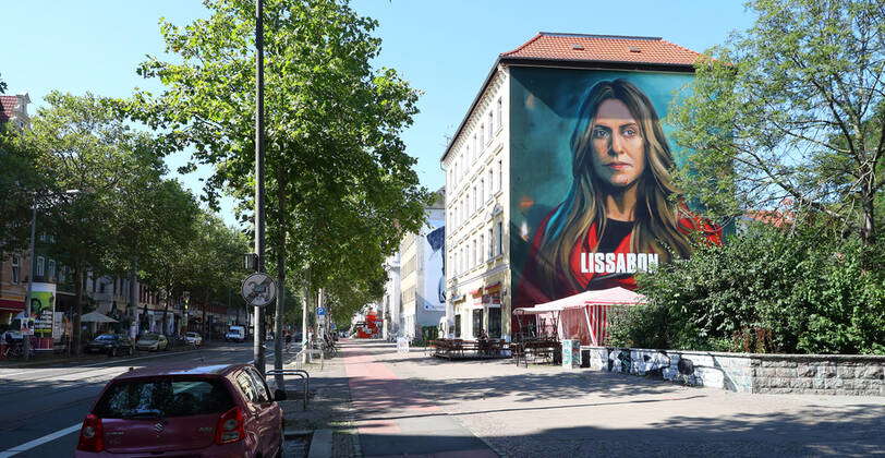 Leipzig, 09 09 2021, Lisbon Huge graffito on a house wall in the Karl ...