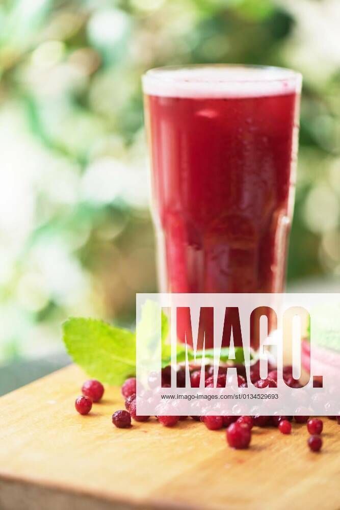 Fruit drink with cranberries