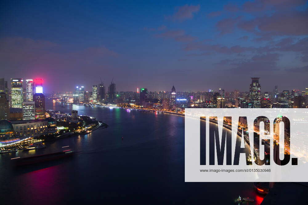 metropolis,shanghai,huangpu jiang,shanghais