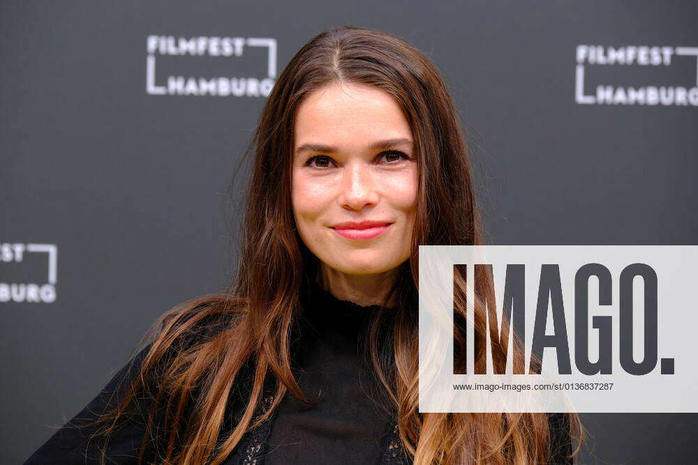 Filmfest Hamburg Zoe Moore at the premiere of the film Mother, Cutter ...