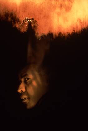 FALLEN, Denzel Washington, 1998. ? Warner Bros. courtesy Everett ...