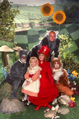 ALICE IN WONDERLAND, clocwise from far left: Sherman Hemsley, Telly ...