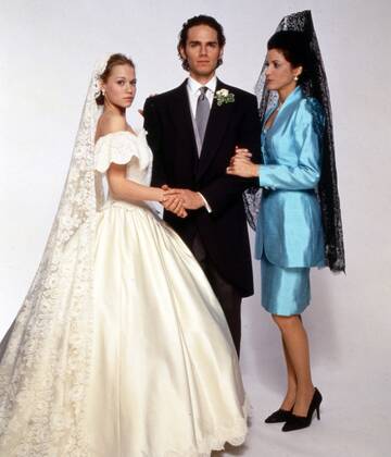 THE GUIDING LIGHT, from left: Bethany Joy Lenz, Paul Anthony Stewart, 1990s, 1952-2009. ph: Robert