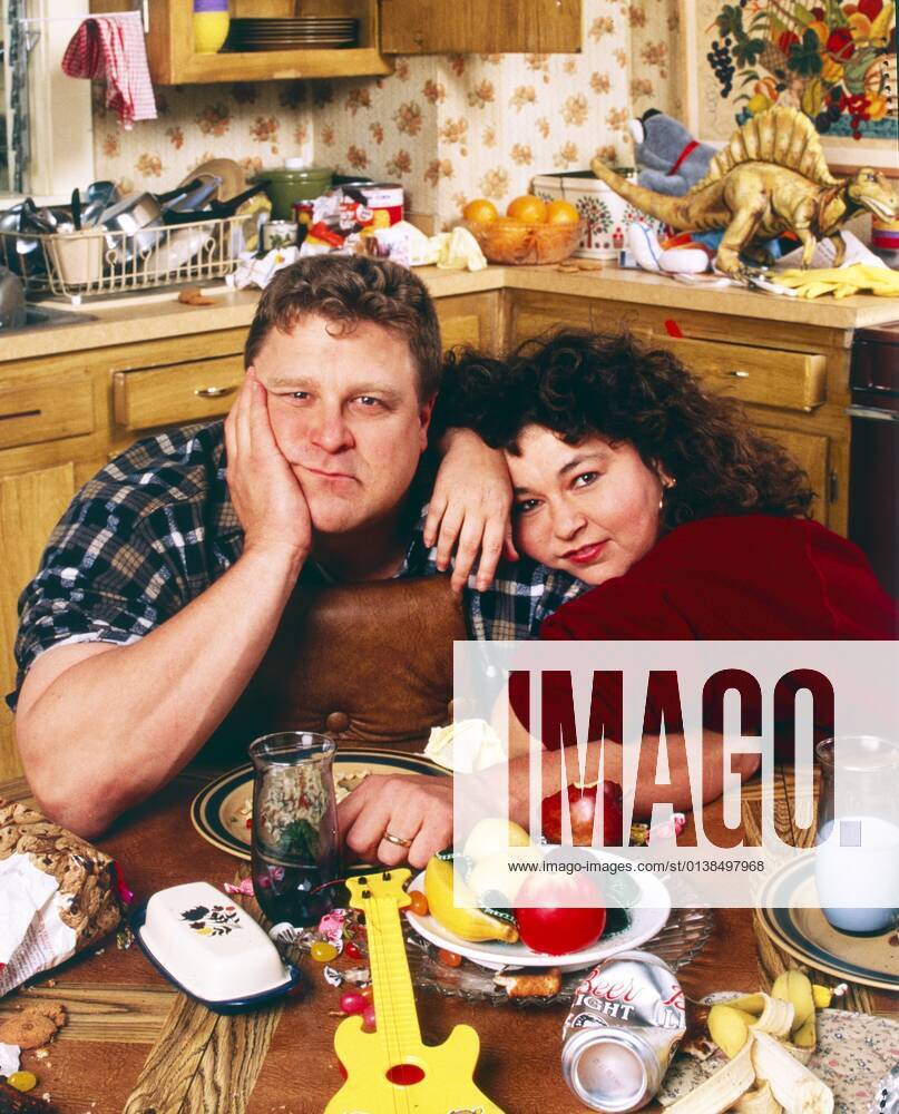 ROSEANNE From Left John Goodman Roseanne Barr 1990s 1988 2018 roseanne-from-left-john-goodman-roseanne-barr-1990s-1988-2018