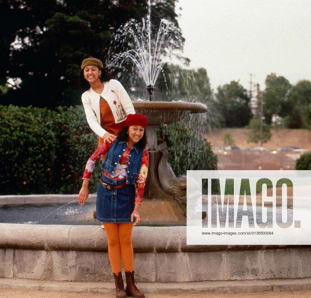 SISTER, SISTER, Tia Mowry, Tamera Mowry, 1994-99. ph: Blake Little ...