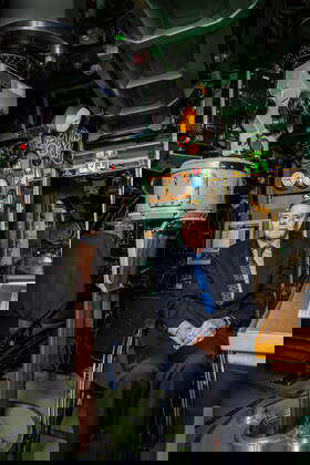 Björn Hamilton aboard HMS Neptun 40 years after the drama in the Karlskrona archipelago Björn