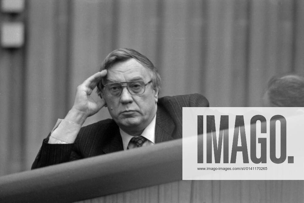 Fifth session of USSR Supreme Council 6688014 18.02.1991 USSR Vice ...