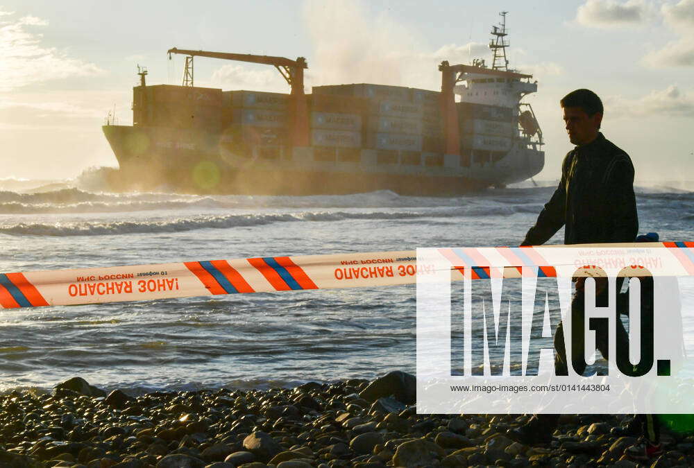 PRIMORYE TERRITORY, RUSSIA – NOVEMBER 9, 2021: The Rise Shine container ...