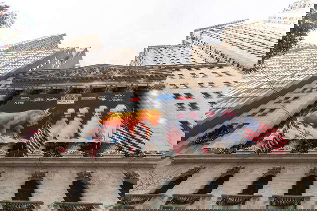 Bowlero SPAC IPO at the NYSE The New York Stock Exchange is decorated ...