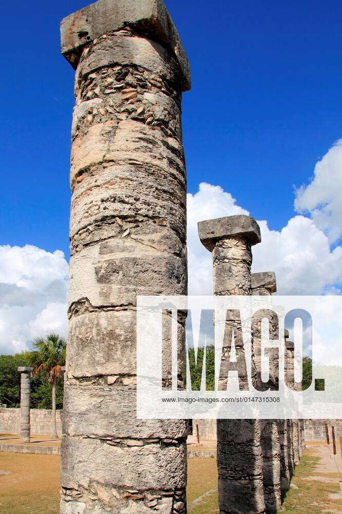 Columns Mayan Chichen Itza Mexico ruins in rows Yucatan xeasyFotostockx ...