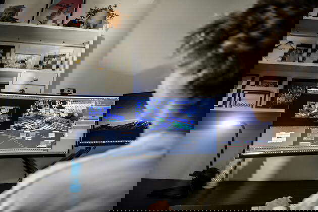 William Landgren is a 14-year-old NFT artist who draws in SEK 30, 000 ...