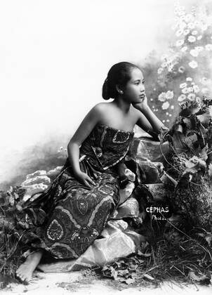 The Javanese are an ethnic group native to the Indonesian island of ...