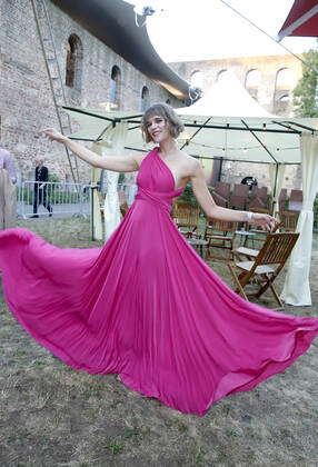 Sarah Elena Cook geb Timpe Opening the 69 Bathroom Hersfelder Festival ...