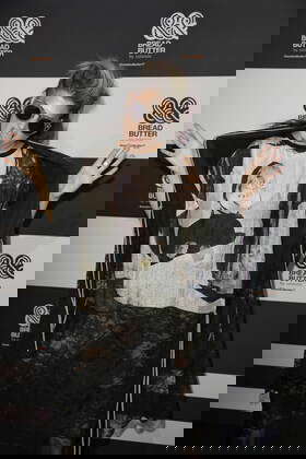 Singer Peaches geb Merrill Beth Nisker BREAD Butter by Zalando Preview ...