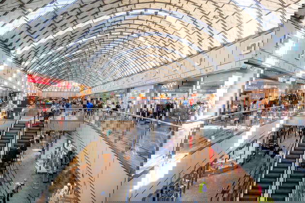 ACM social media shopping center Allee Center Magdeburg as interior ...