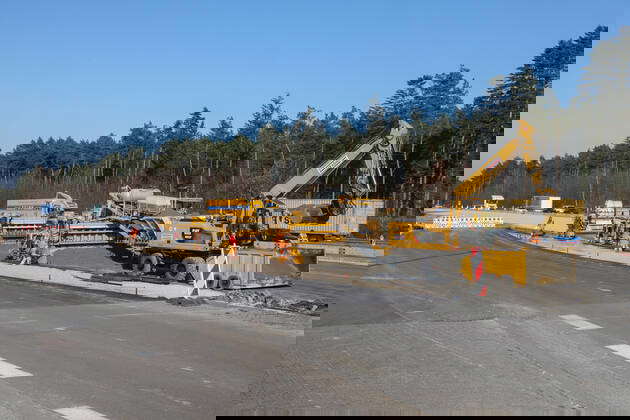 Autobahn Westfalen expands A1 freeway to six lanes using concrete ...