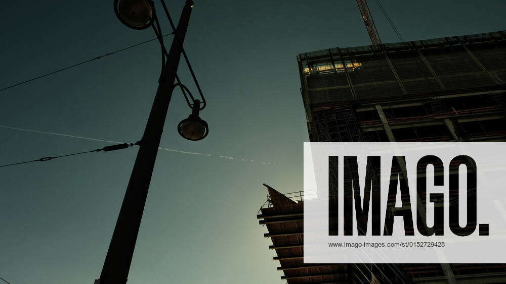 Edge East Side Tower Construction of Edge East Side Tower in Berlin ...