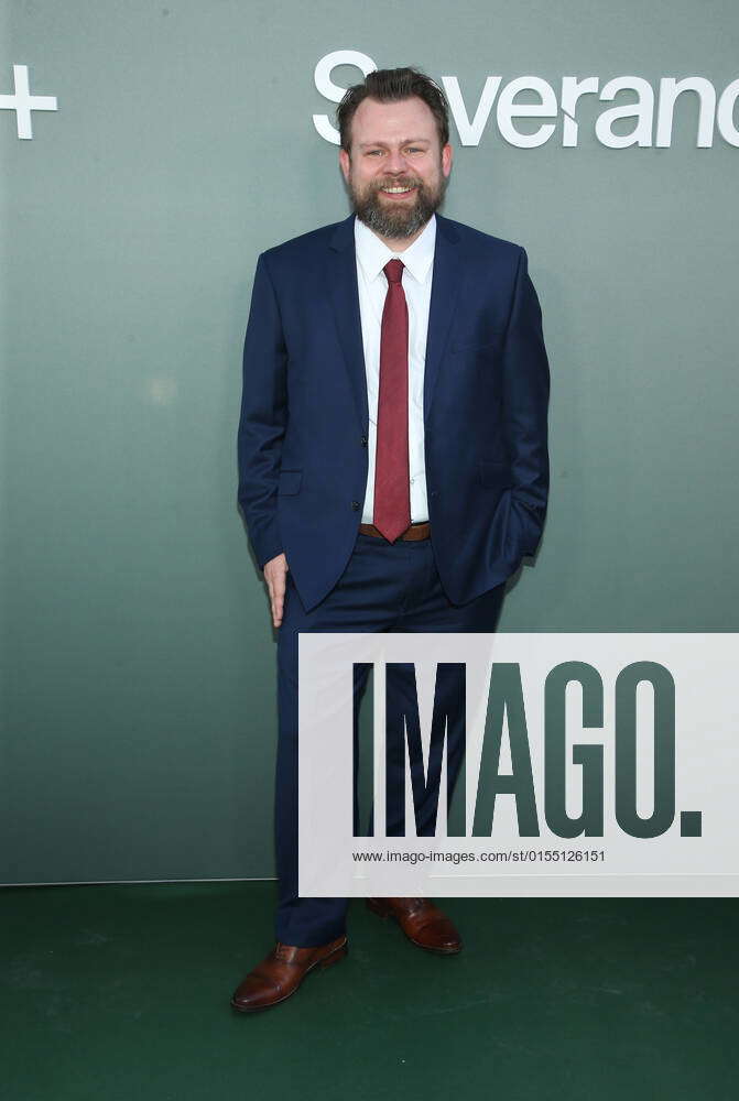 LOD ANGELES, CA - APRIL 8: Dan Erickson at the Apple TV+ Severance ...