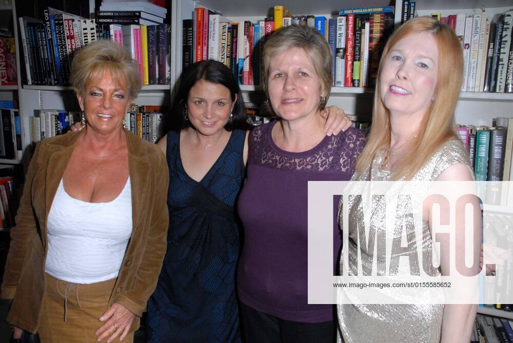 Rhonda Jo Petty, Laurie Holmes, Jill C. Nelson, Serena at a book signing for Golden Goddesses