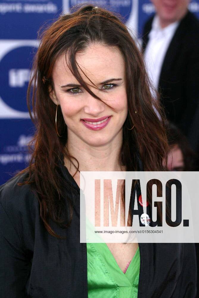 Juliette Lewis At The 2004 Ifp Independent Spirit Awards Arrivals At