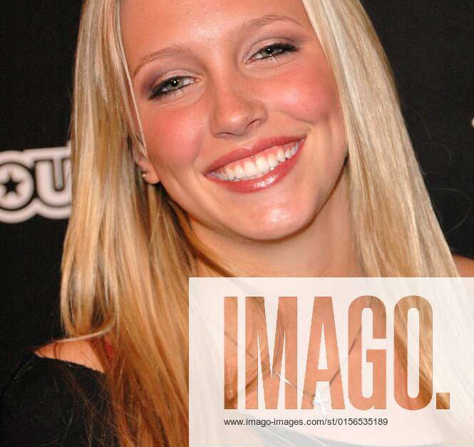 Katie Cassidy At The 2004 Teen Peoples Artists Of The Year Party The