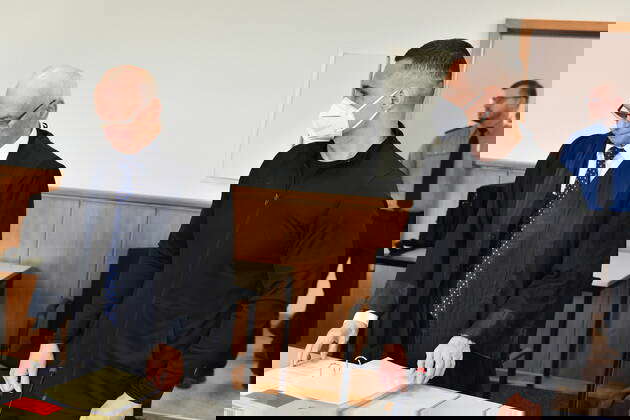 Azem Spahiu steht am Dienstag vor der Großen Wirtschaftsstrafkammer im ...