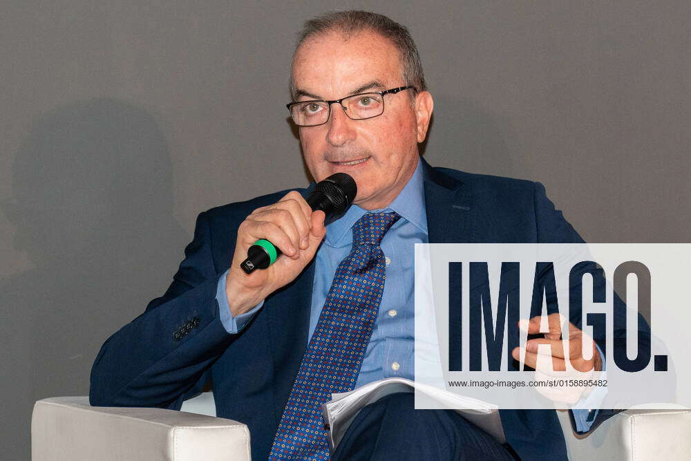 Ottavio Ragone, head of the Naples editorial board of La Repubblica ...