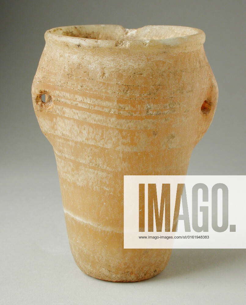 Vase. Egypt, Predynastic Period (5500 - 3100 BCE). Furnishings ...