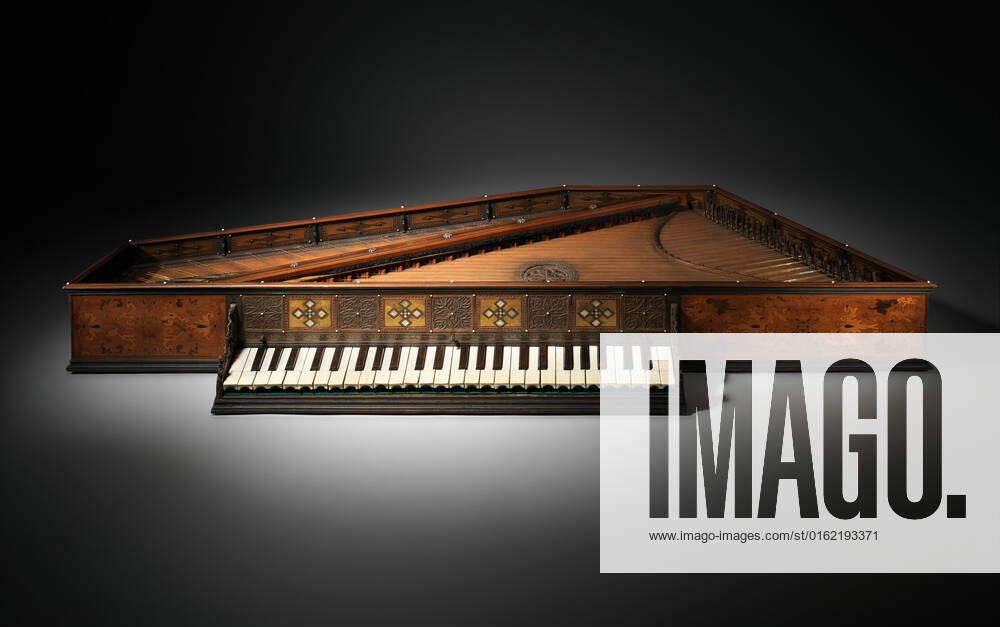 Spinet 1540 Italian Still playable after 450 years, this spinetta ...