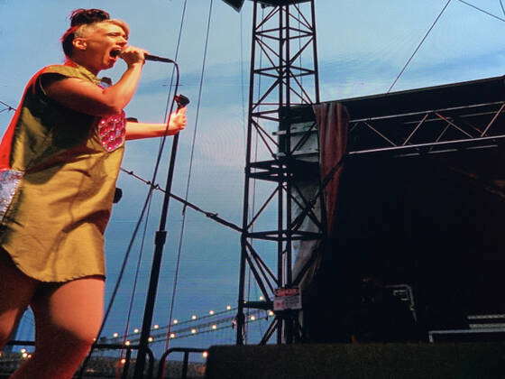 New York, NY, USA: Riot Grrrl rock band who met at Evergreen State ...