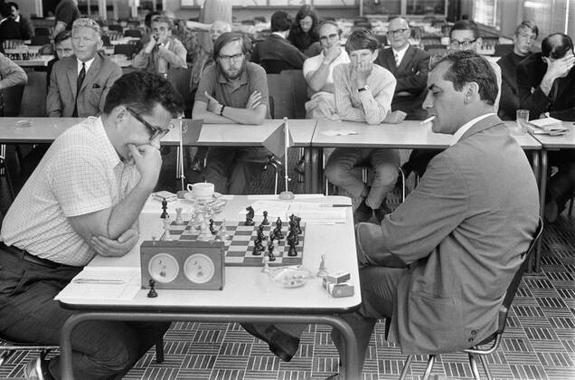 Anefo photo collection. IBM chess tournament 2nd round; Hort ...