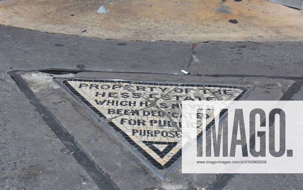 View of the iconic Hess Triangle at the intersection of 7th Avenue and ...