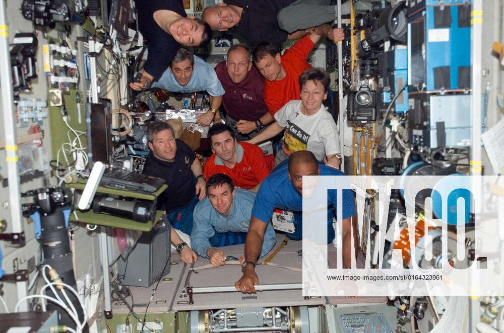 S122-E-009694 (17 Feb. 2008) --- The STS-122 and Expedition 16 ...