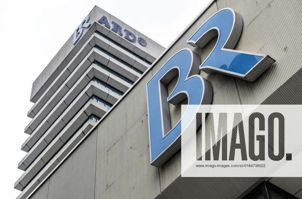 Bayerischer Rundfunk, BR Funkhaus with logo BR and ARD, Munich, 6 ...