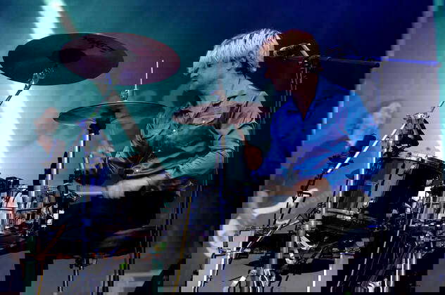 Steven Ansell of Blood Red Shoes live at the Fährmannsfest at the ...