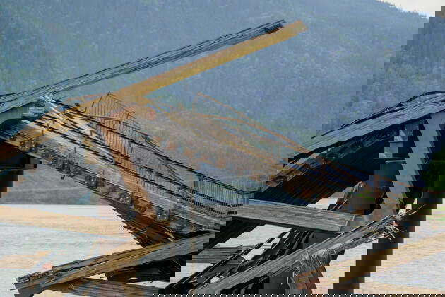 Thirteen bridge collapsed Tretten 20220815 Thirteen bridge that goes ...