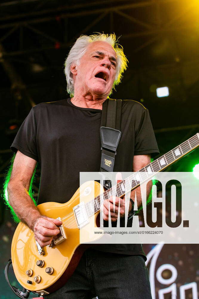 Edmonton, Alberta, Canada: Bill Henderson Lead singer of the band ...