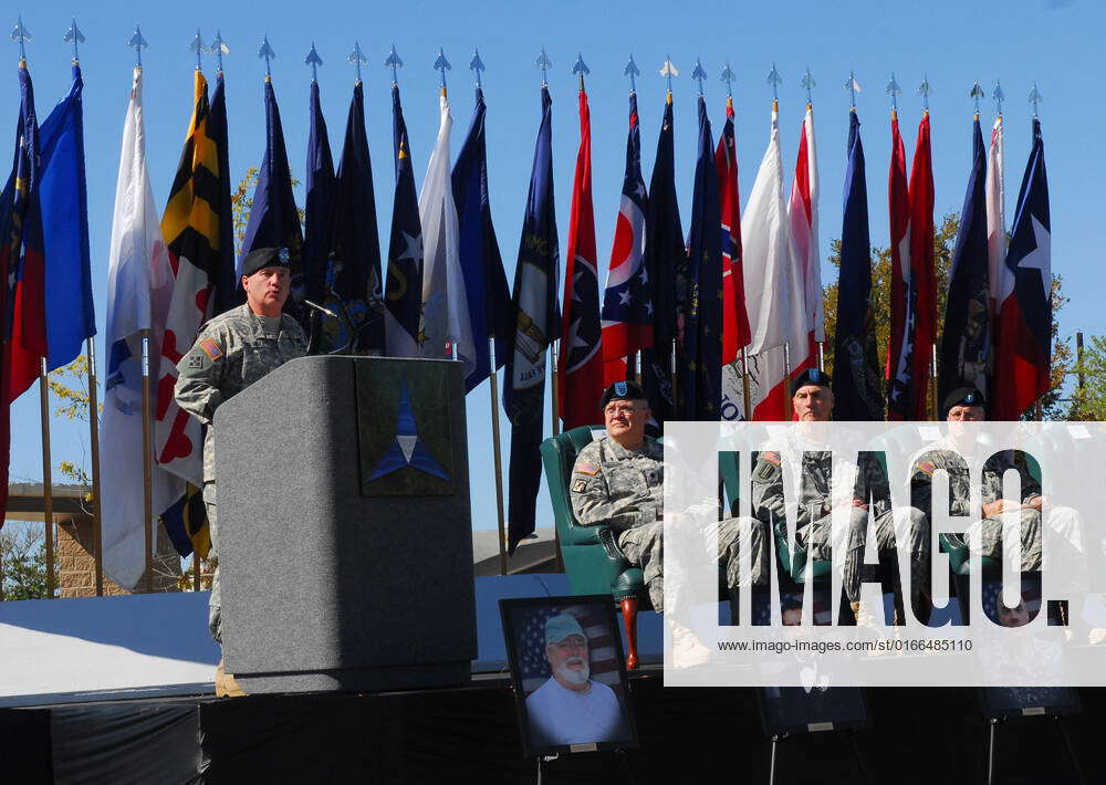 Major Gen. Will Grimsley, senior commander at Fort Hood, addresses ...