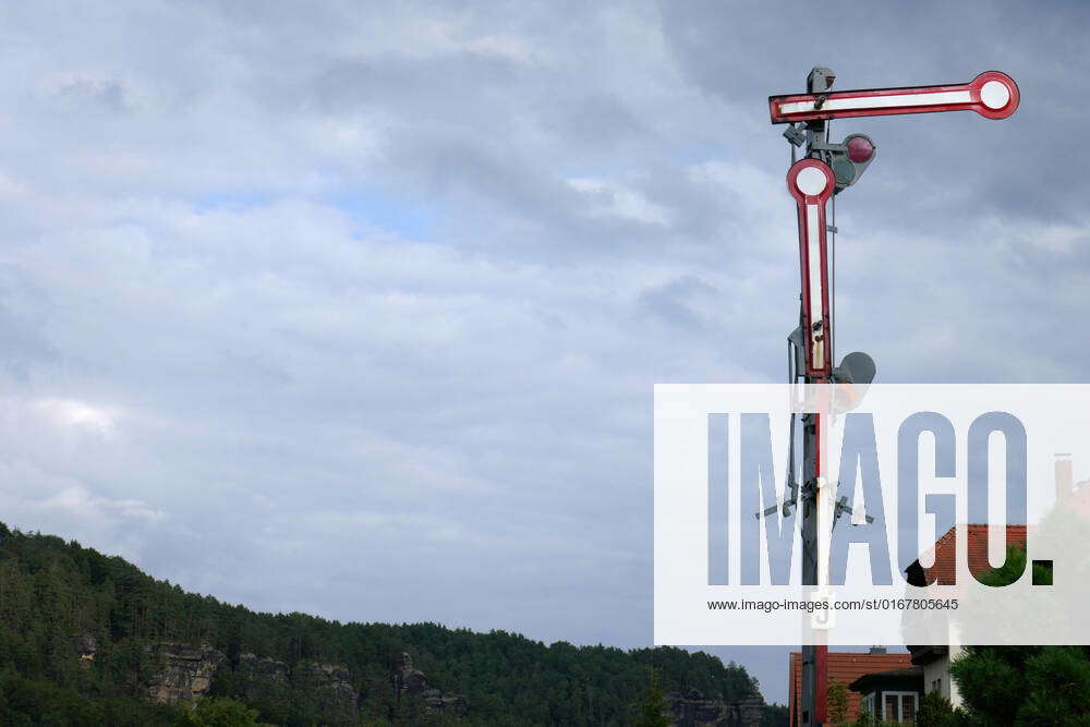 main signal, railway signal, main signals, railway signals