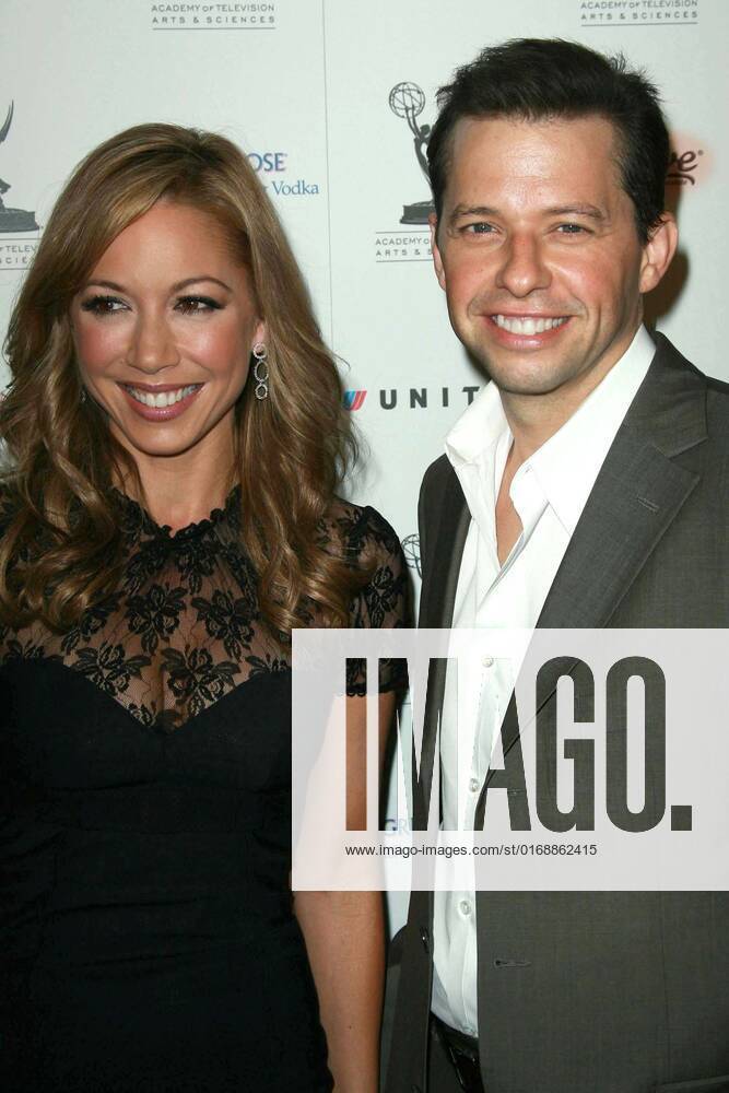 Lisa Joyner and Jon Cryer at the 59th Annual Emmy Awards Nominee ...