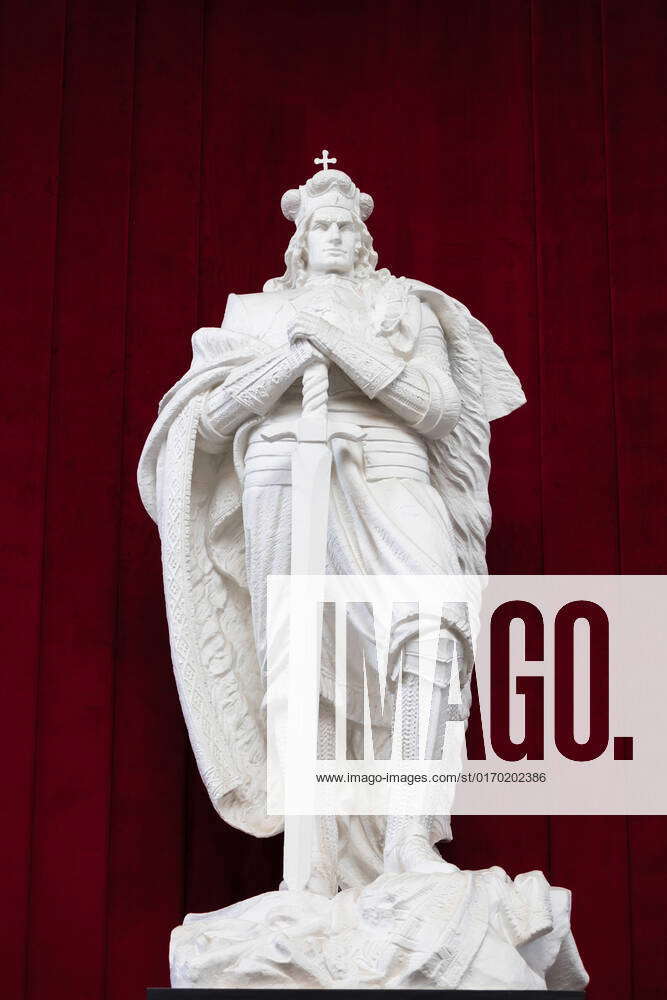 Vytautas statue in the Vytautas the Great War Museum, Kaunas, Lithuania ...