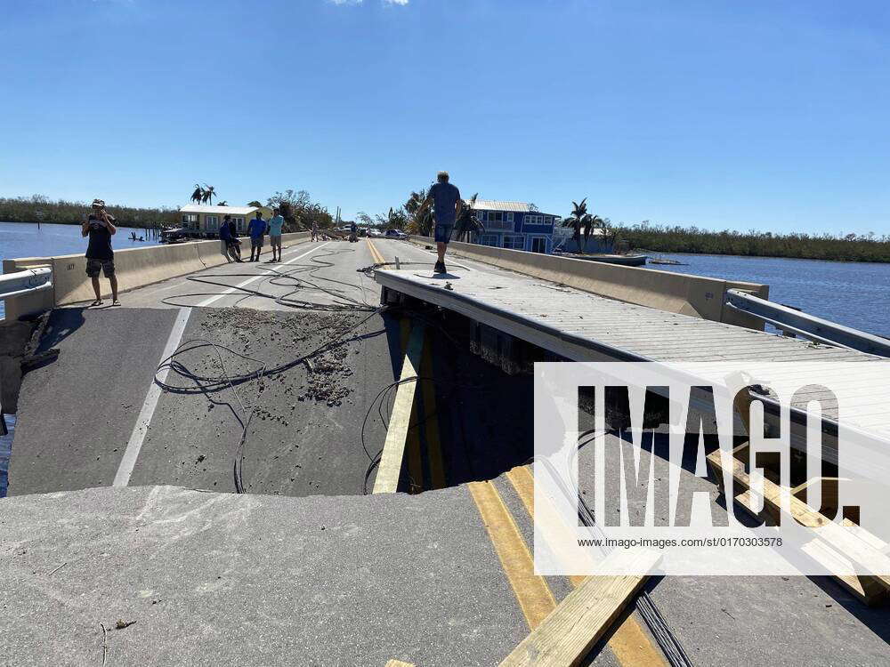 Florida, USA: The bridge in Matlacha leading to Pine Island crumbled ...