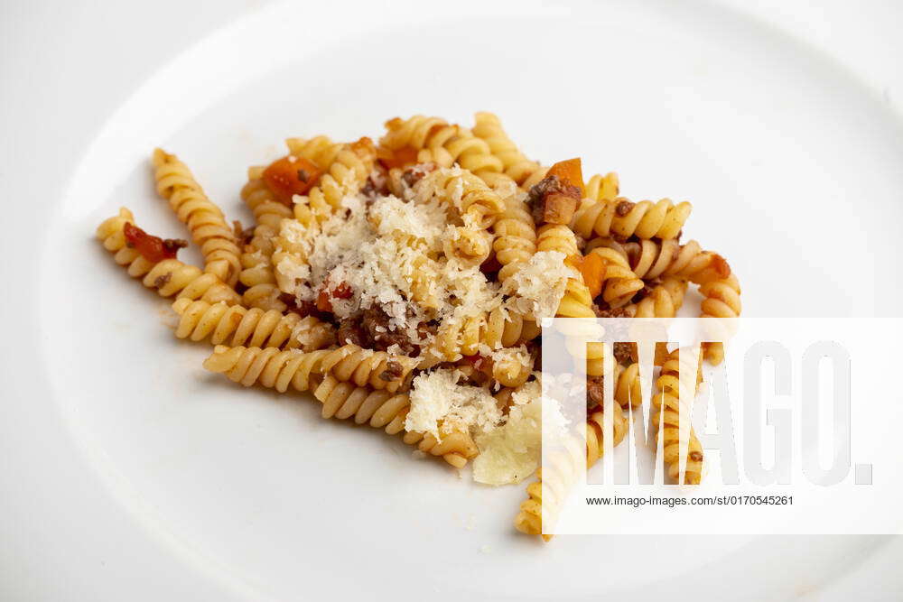 Spirelli Pasta at a white Plate