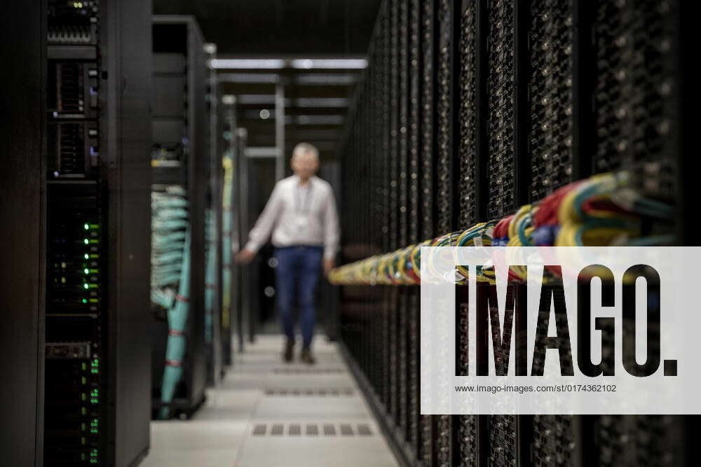 BARCELONA SUPERCOMPUTING CENTER The Barcelona Supercomputing Center BSC ...